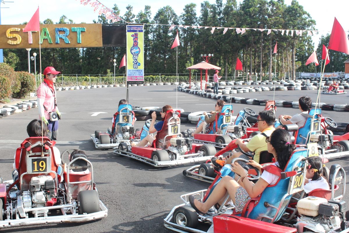 Creatrip: Seri World Cart - Jeju/Korea (Travel Guide)