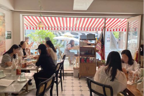 Creatrip: Popular Western Cuisine Restaurant in YongsanㅣSam Sam Sam - Seoul/Korea (Travel Guide)