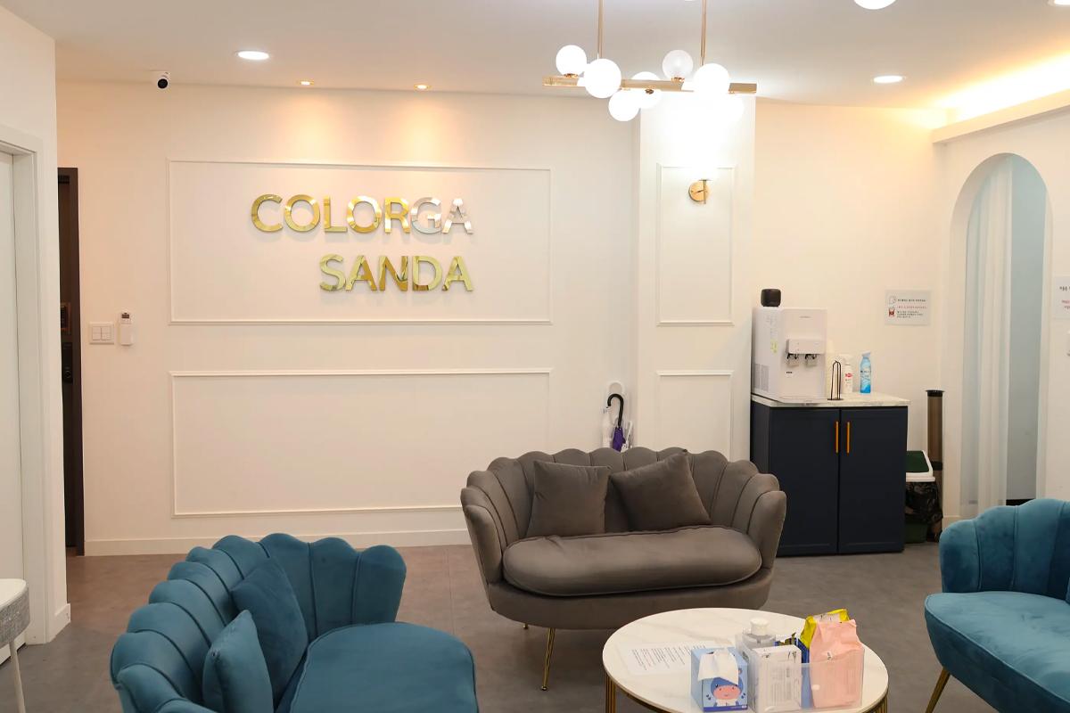 Creatrip: 弘大Personal Colour | COLORGA SANDA-首爾/韓國（旅遊資訊）