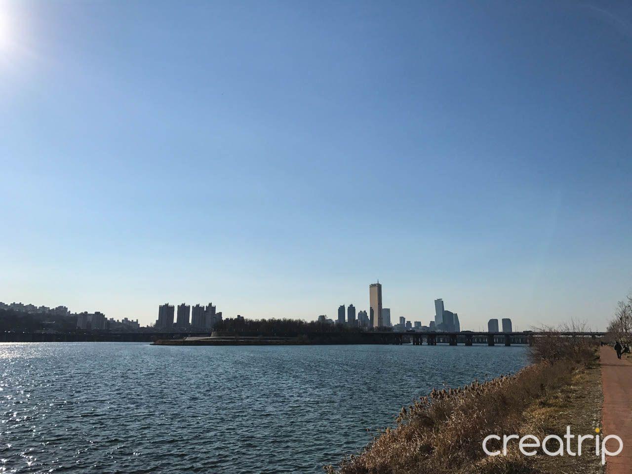 Creatrip: A Complete Guide to Han River Park - Seoul/Korea (Travel Guide)