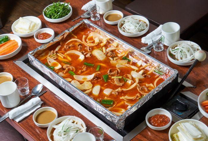 [Halal] Dongdaemun Restaurant | Special Duck - Seoul/Korea (Creatrip)