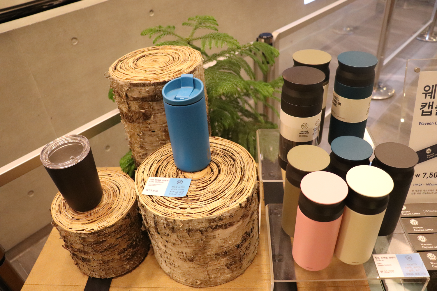 Creatrip | Busan Oceanview Rooftop Cafe | WAVEON COFFEE