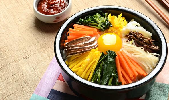 Creatrip |ทุกเรื่องน่ารู้เกี่ยวกับอาหารเกาหลีเมนู "บิบิมบับ"