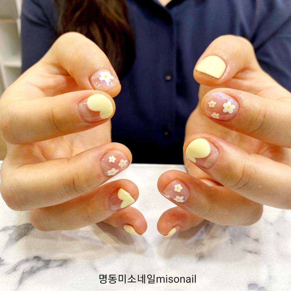 Creatrip: Miso Nail Myeongdong | Myeongdong Nail Salon - Seoul/Korea ...