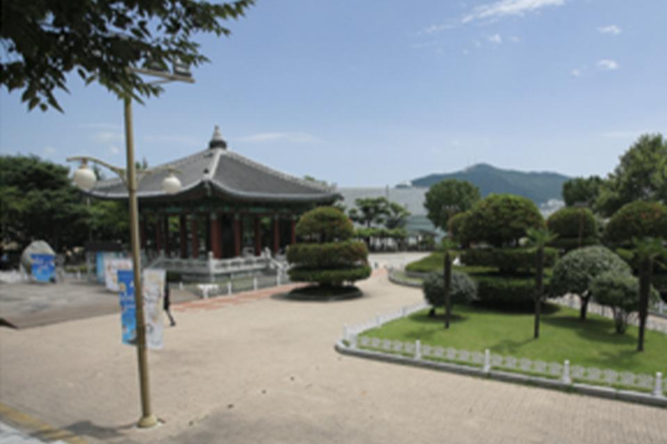 Creatrip: 2023 Busan One Asia Festival (BOF) VIP Tickets + Busan Tour