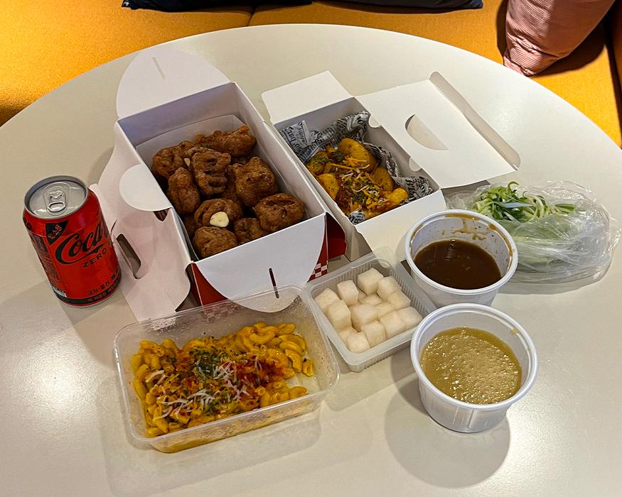 Vampire Chicken | Vegan Chicken Restaurant in Nonhyeon - Seoul/Korea ...