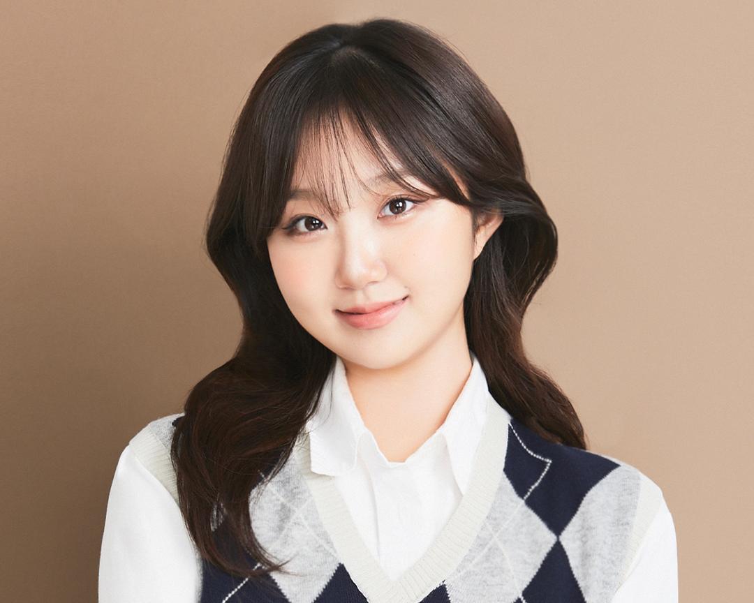 Creatrip: Modelro Studio | Hongdae Photo Studio with Hair & Makeup Styling - Seoul/Korea (Korea ...