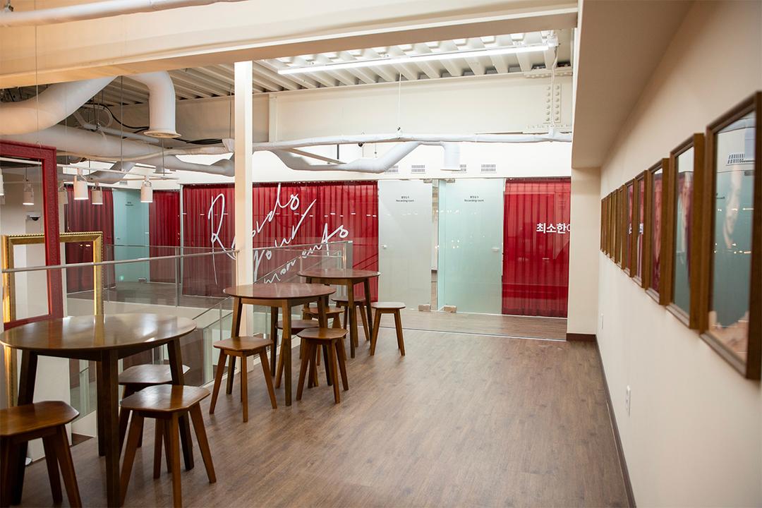 Creatrip: Sihyunhada Photo Studio | Seongsu Flagship Store - Seoul/Korea (Korea Travel)