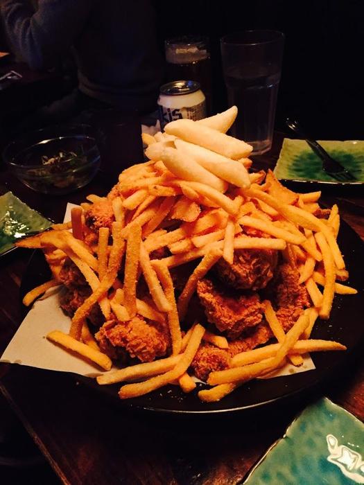 Savor the Best Fried Chicken in Hongdae at Outdark