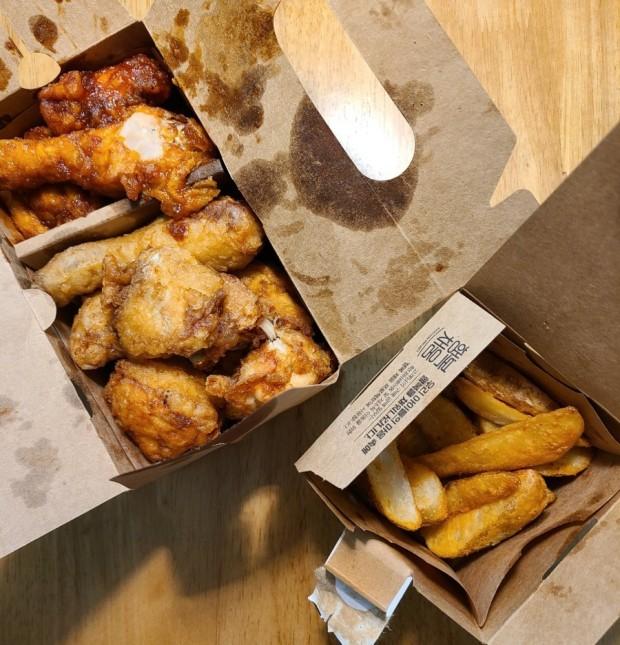 Taste the Best Korean Fried Chicken at Kyochon Hongdae