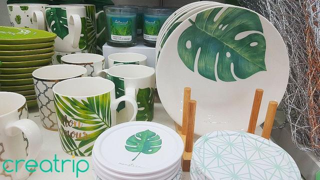 Creatrip: DAISO Lotte mart Seoul station store