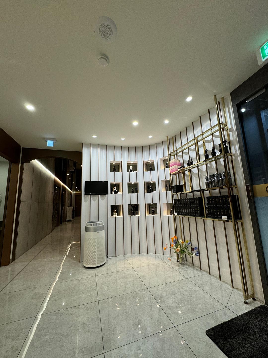 Creatrip: Head Spa Experience in GangnamㅣMoclock Gangnam Main Branch - Seoul/Korea (Korea Travel)