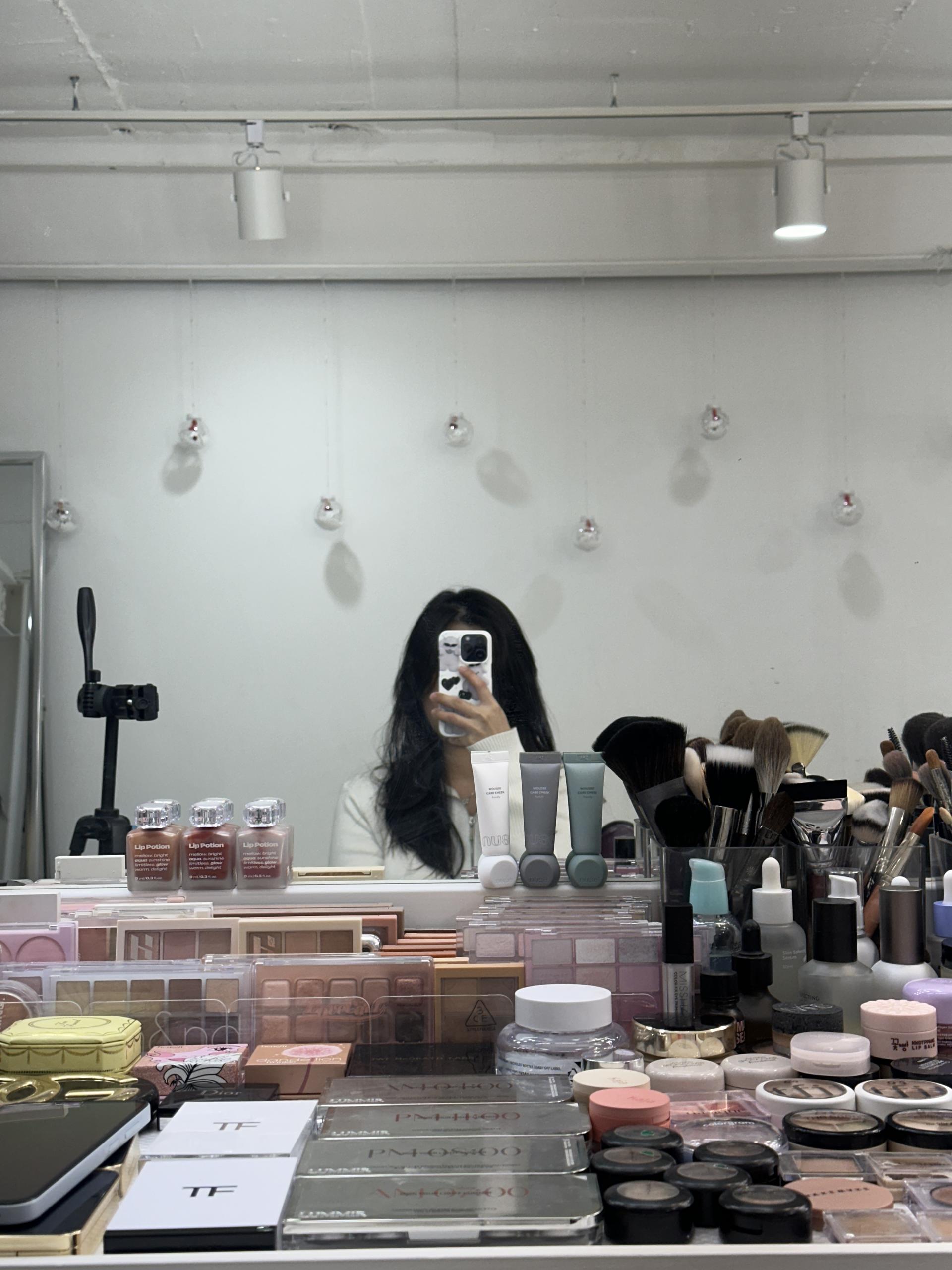 Roa Makeup | Hongdae Makeup Studio - Seoul/Korea (Creatrip)