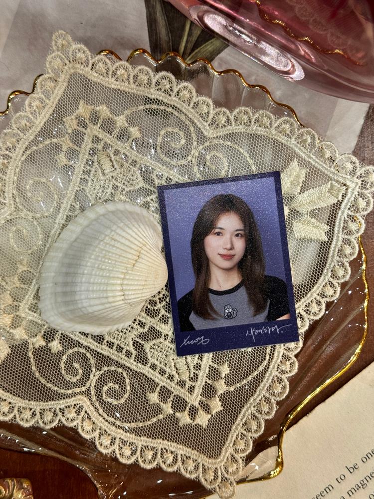 Sihyunhada Photo Studio | Seongsu Flagship Store - Seoul/Korea (Creatrip)